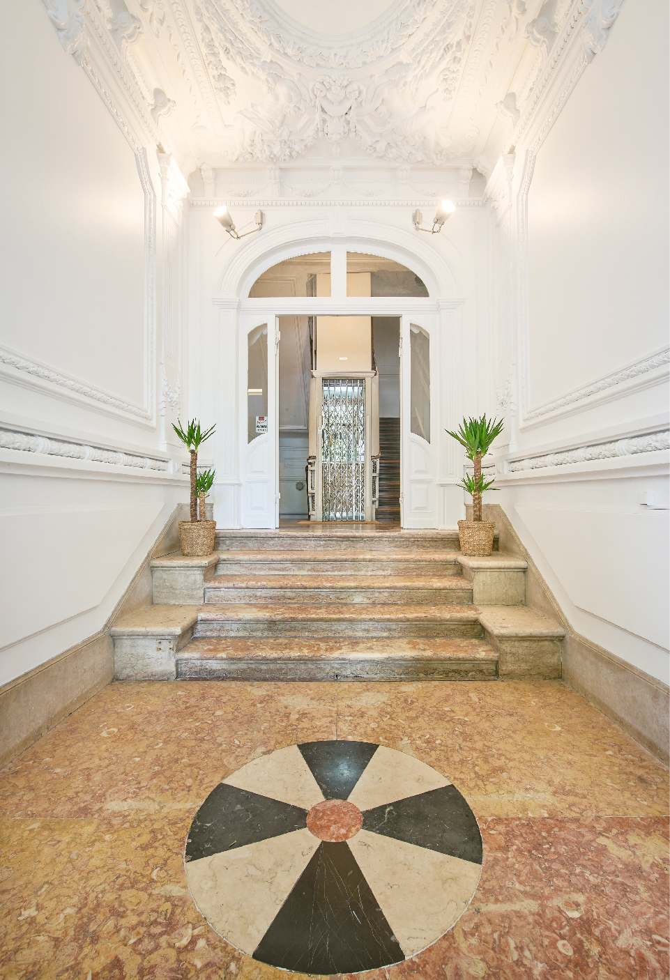 Edifício/Building - Áreas comuns/Common areas - Edifício Alexandre ...